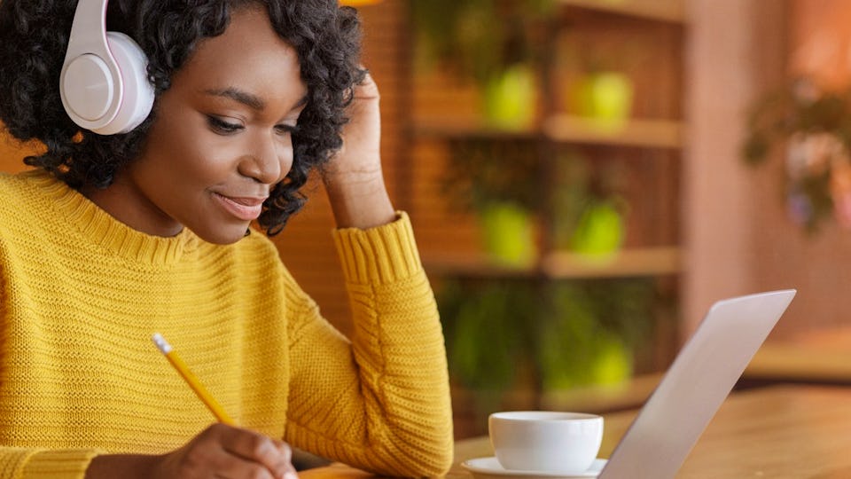 Database Creation And Modeling Using Mysql Workbench